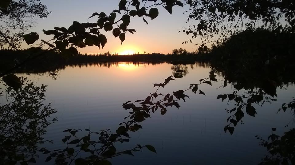Elokuinen auringonlasku | ET